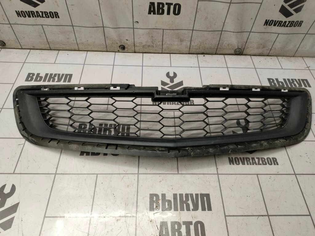 Решетка радиатора Chevrolet Cobalt 2011>