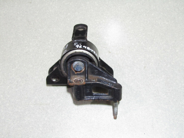 Подушка двигателя правая 96484903 Chevrolet Spark M200 Daewoo Matiz с МКПП 1,0 литра