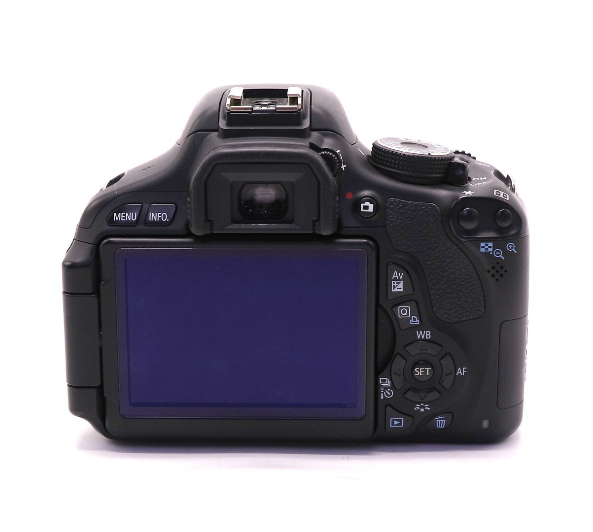Фотокамера Canon EOS 600D kit (пробег 3675 кадров) — фото 1
