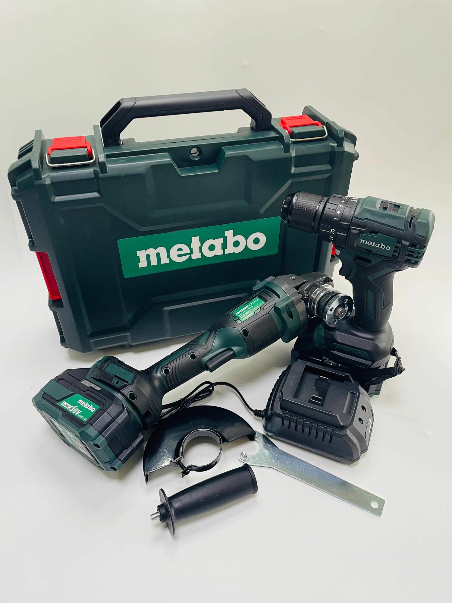 Набор аккумуляторного инструмента metabo 2в1 Шуруповерт+Болгарка