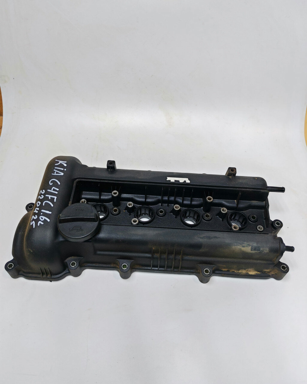 Крышка клапанная G4FC 1.6L Hyundai Solaris / Kia Rio