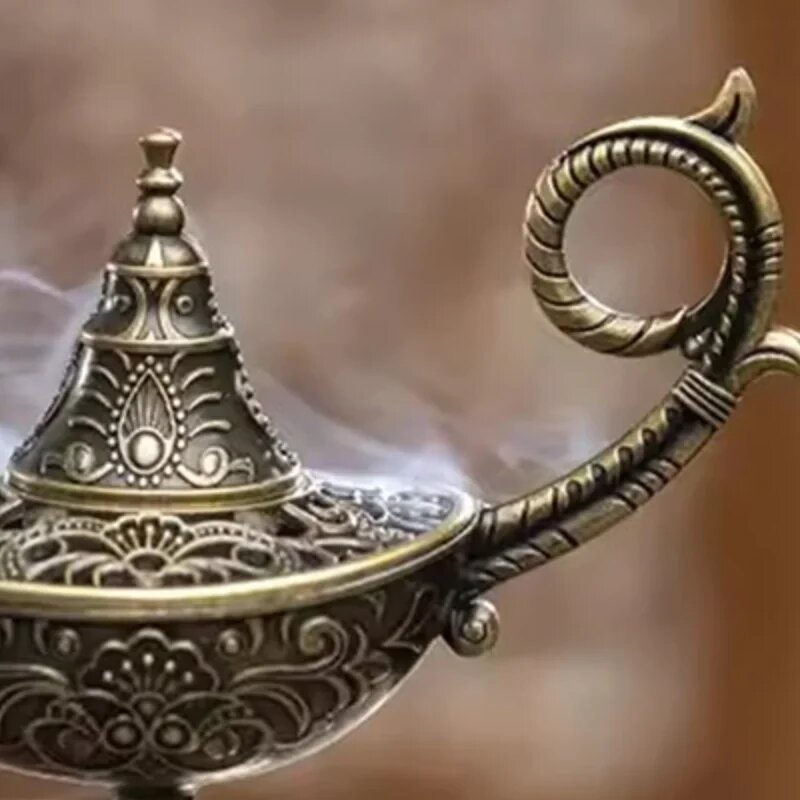 Металлическая курильница в античном стиле