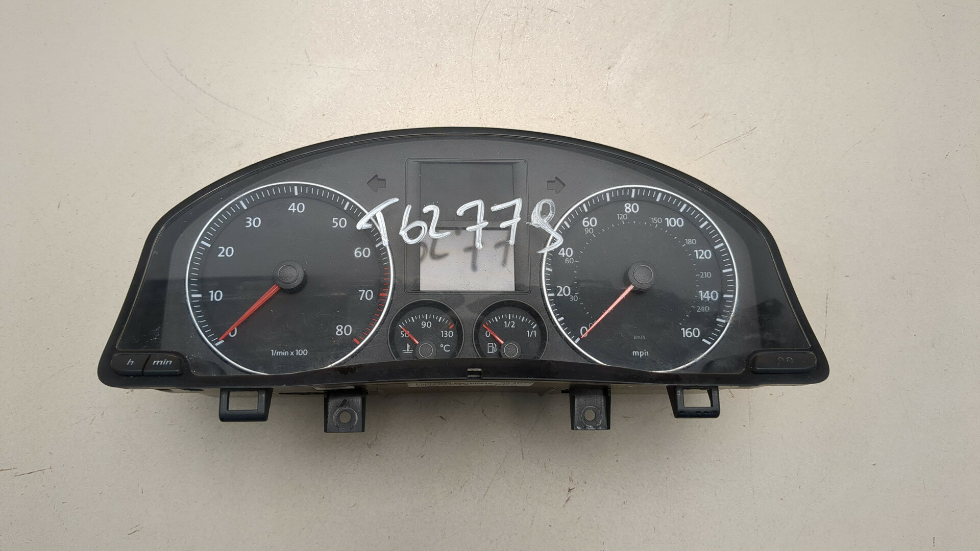 Приборная панель Volkswagen Golf 5 Б/У