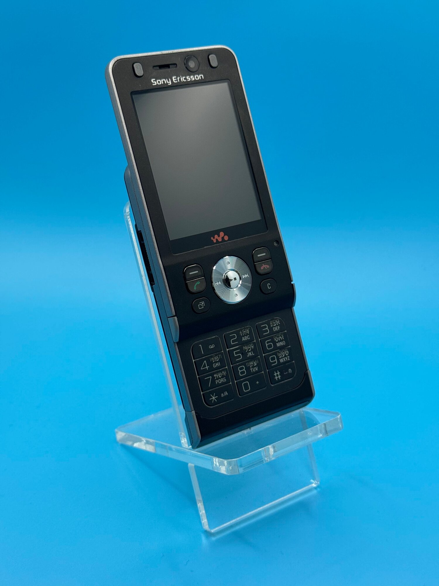 Мобильный телефон Sony Ericsson W910i