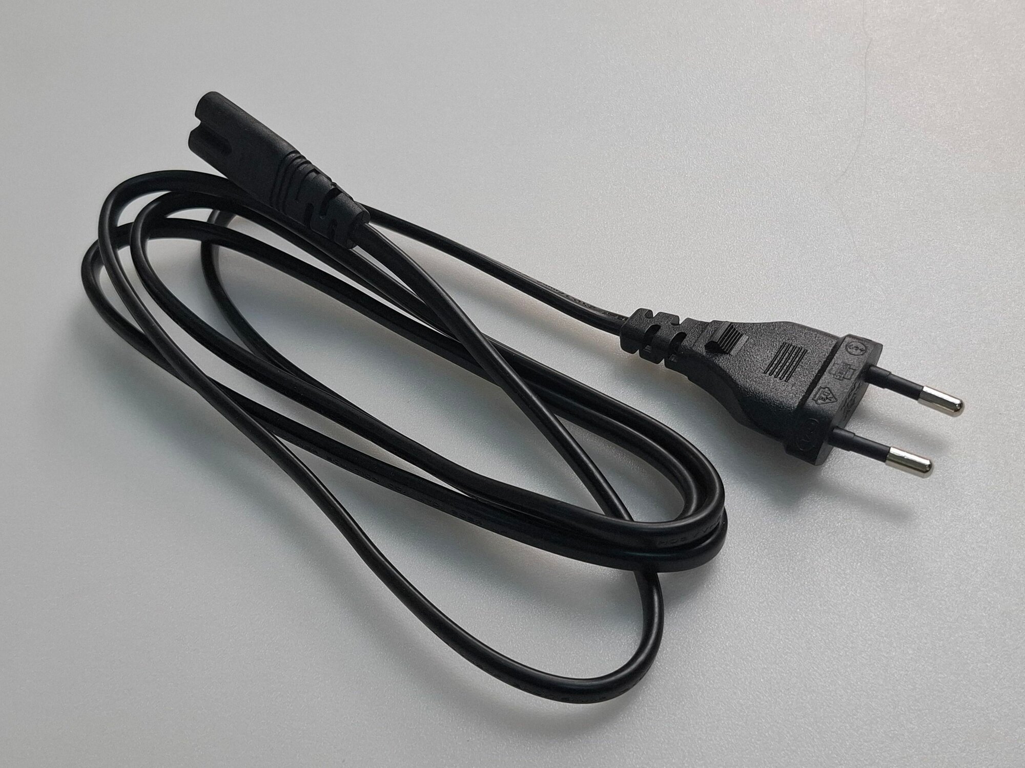 Кабель сетевой универсальный 220V, для телевизора Carrera CRL504 P: CV500U5-T02 rev:02