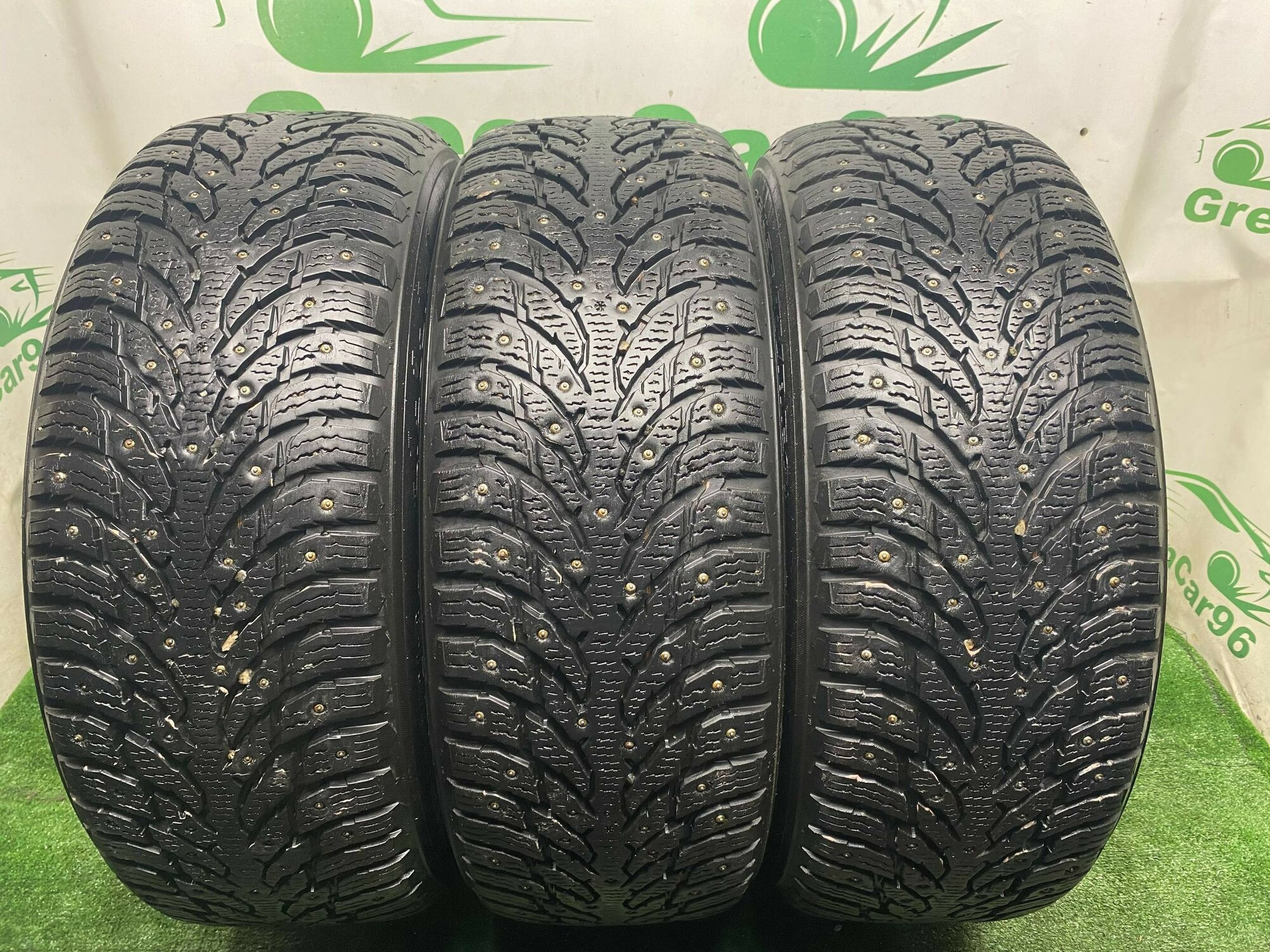 Зимние шины Nokian Tyres Hakkapeliitta 9 235/55 R17 20% износ MDE522625