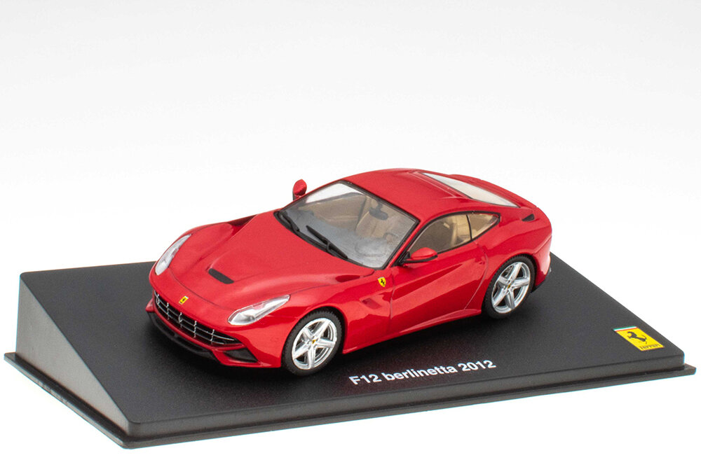 Модель коллекционная ALTAYA Ferrari F12 berlinetta 2012 red