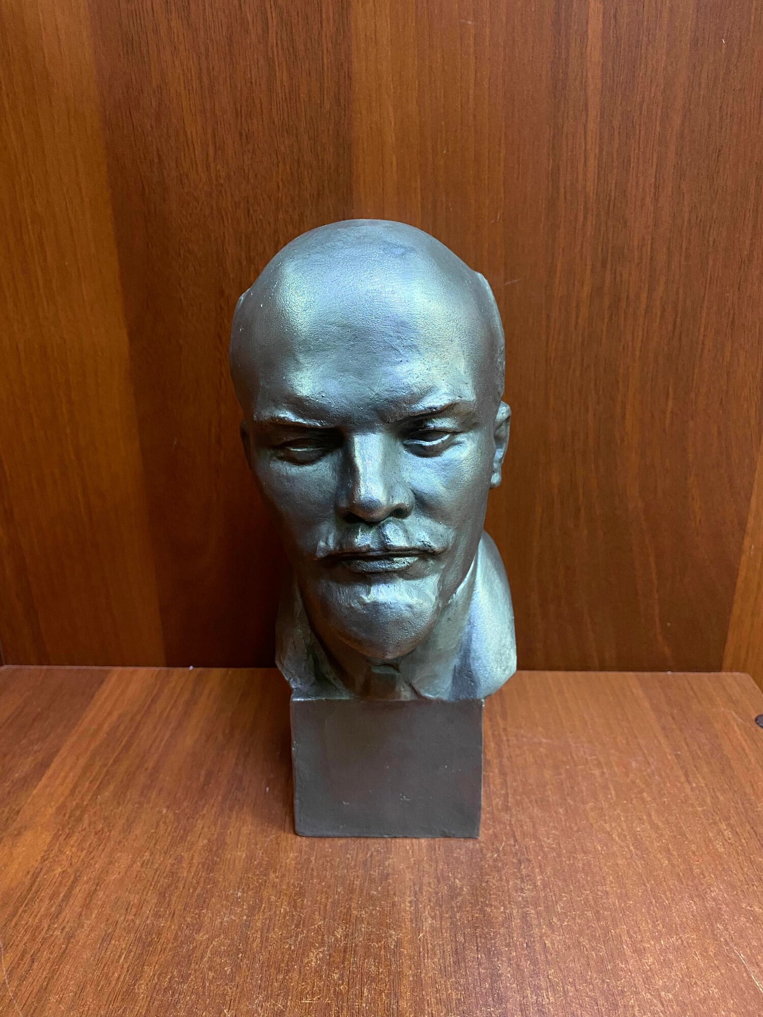 Бюст "Ленин" Силумин СССР, высота 26 см, вес 1,45 кг Хорошее состояние! Редкость!
