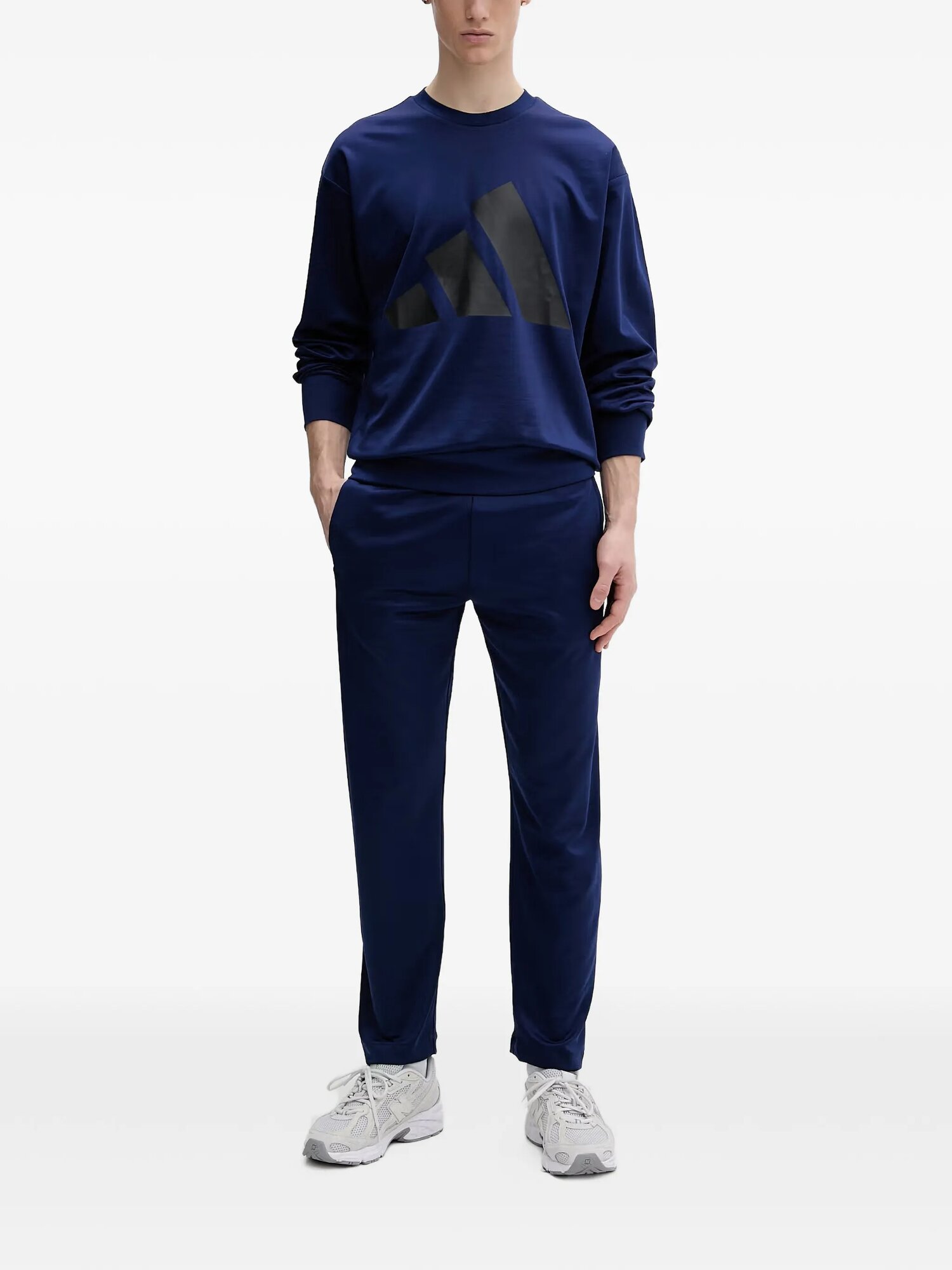 Толстовка adidas Logo-print crew-neck tracksuit, размер 52 GER, , Синий принт — фото 1