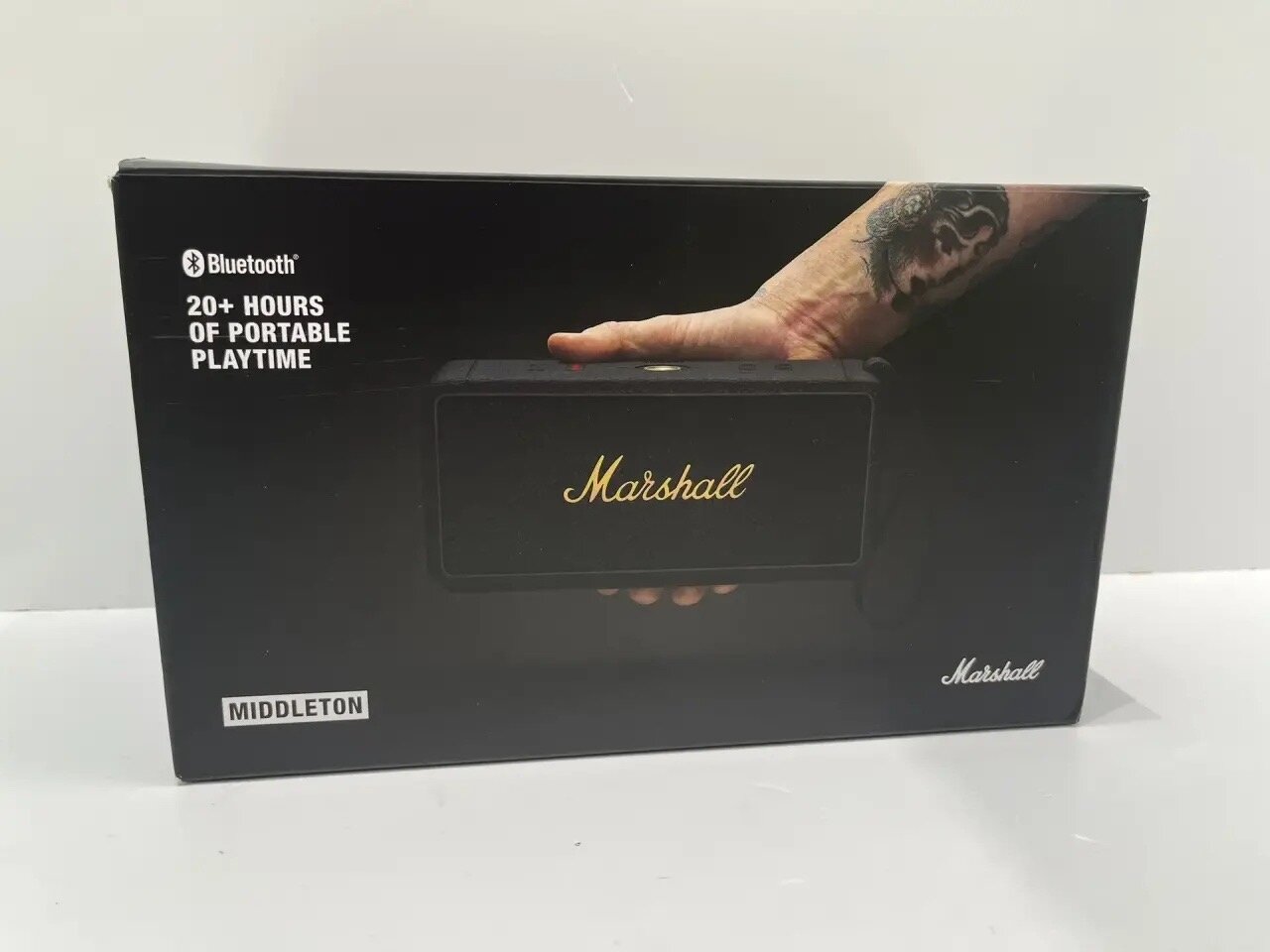 Портативная Bluetooth-колонка MARSHALL MIDDLETON, Black/Gold — фото 1