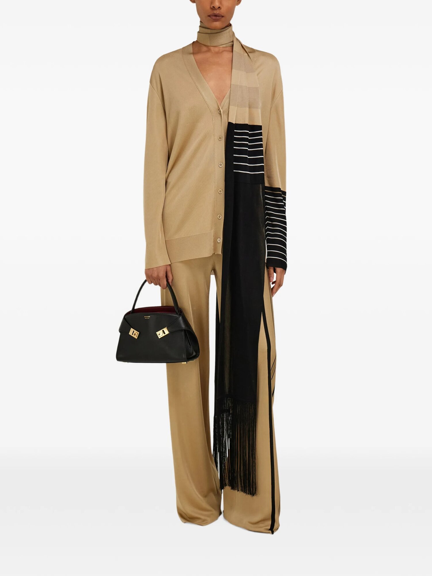 Сумка Ferragamo Hug Soft (XS), black — фото 1