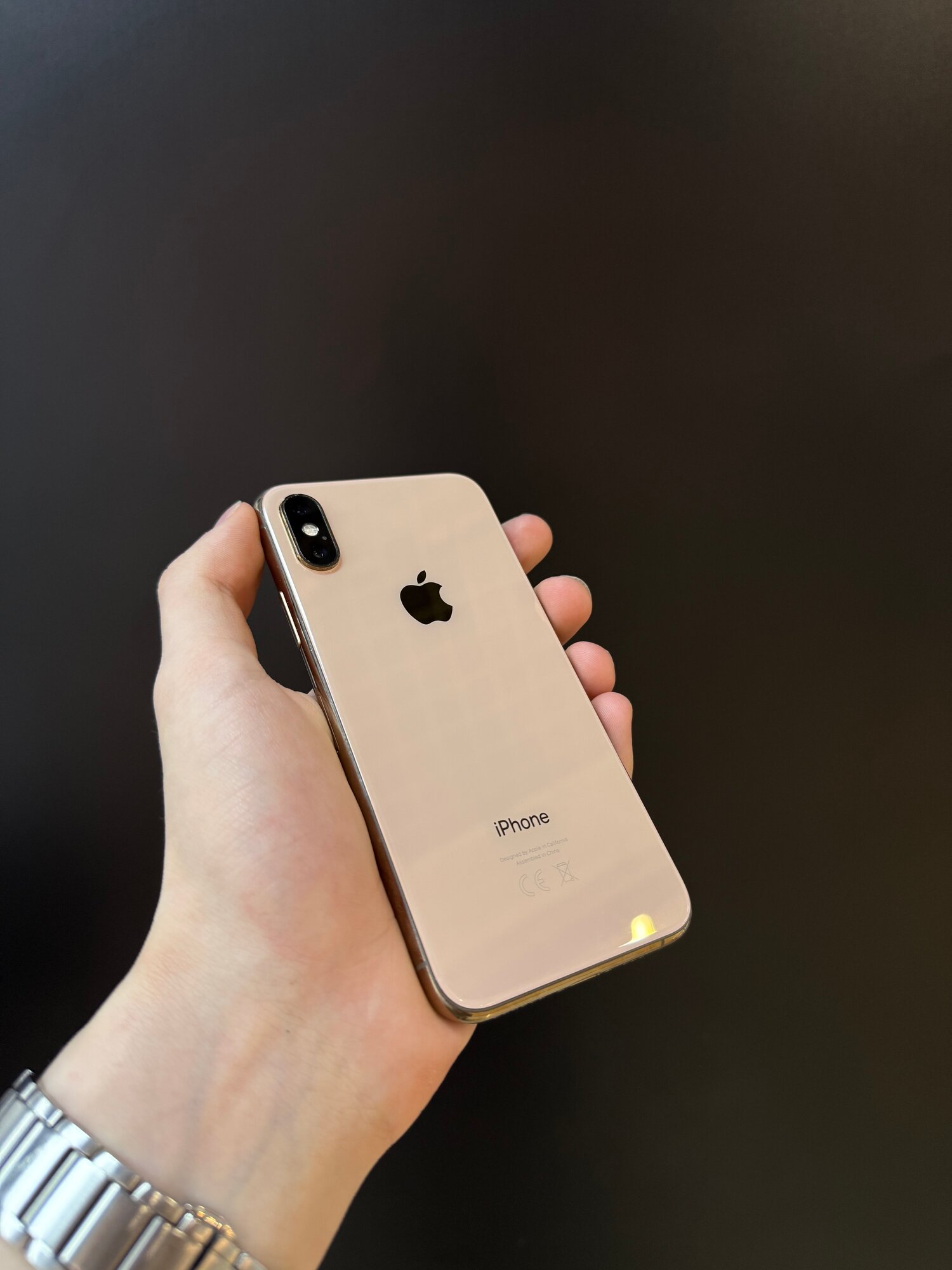 Смартфон Apple iPhone XS 64 ГБ, NFC, экран 5.8, золотой, nano SIM