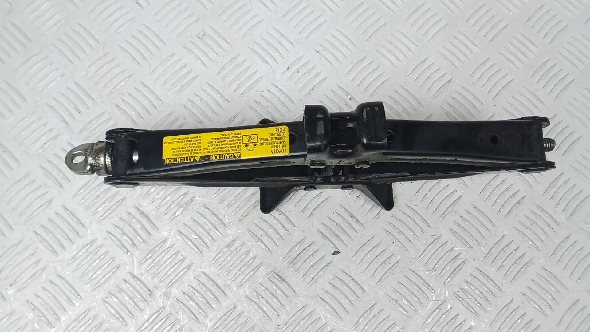 Домкрат TOYOTA AURIS E150 — фото 1
