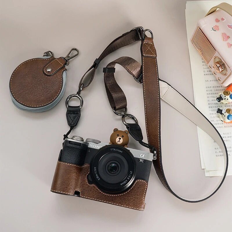 Коричневый чехол для Sony A7C II Mark II