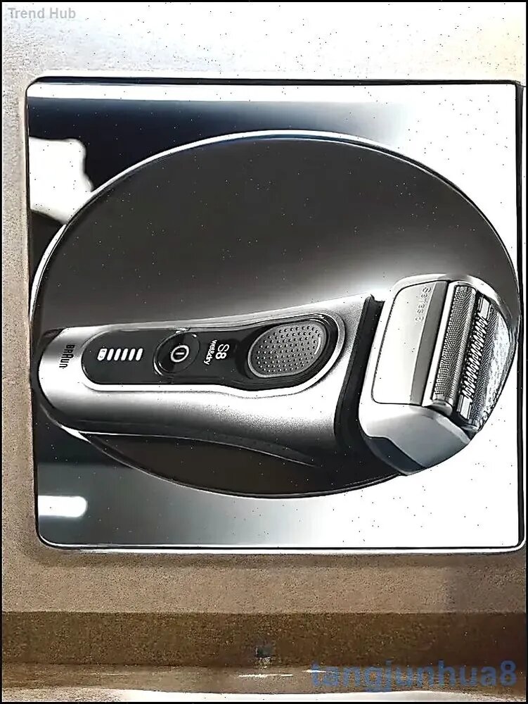 Электробритва BRAUN SERIES 8 8517S, серебристый