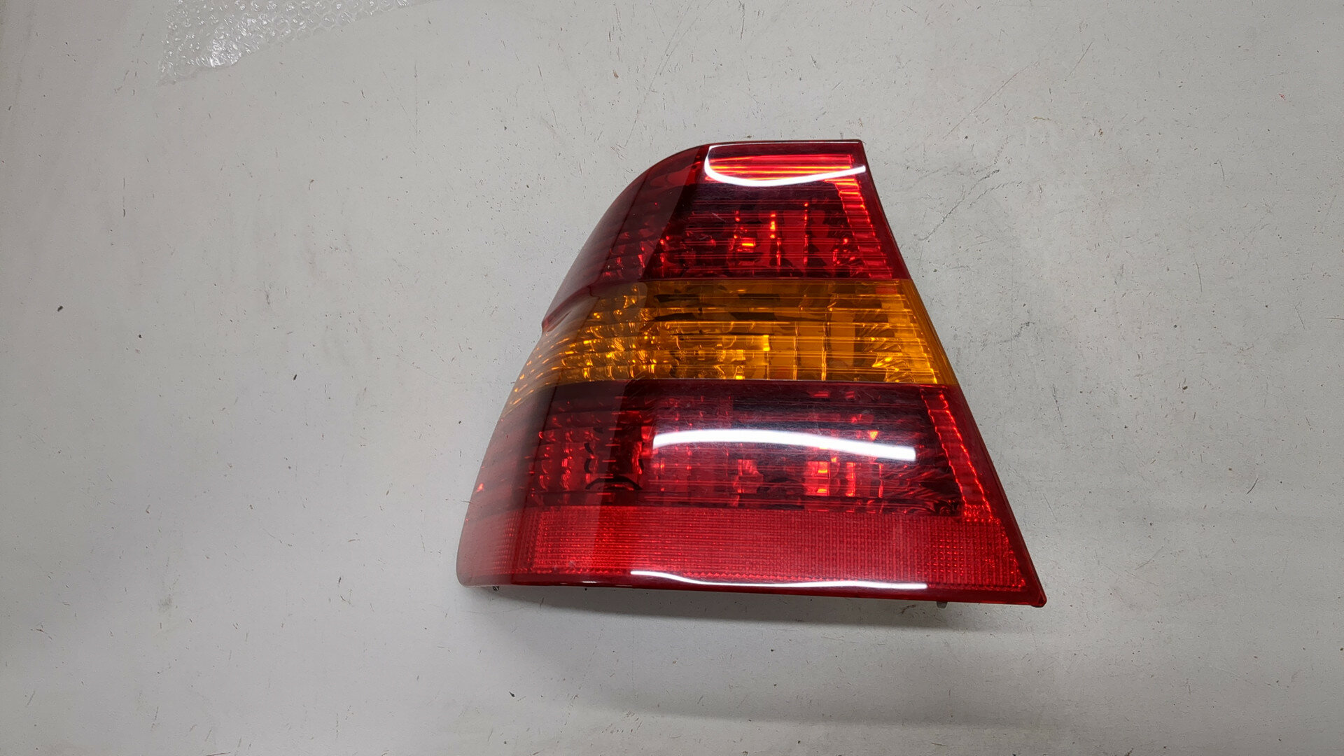 Фонарь (задний) левый BMW 3 E46 Б/У