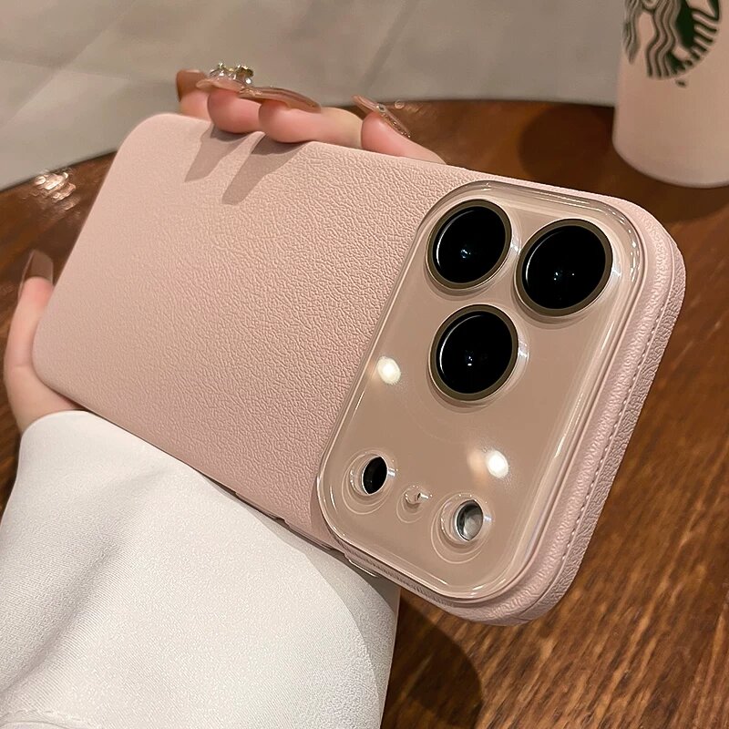 Чехол для iPhone 16 Pro в цвете Нежно-розовый с кристаллической защитой объектива, текстурой личи и устойчивостью к