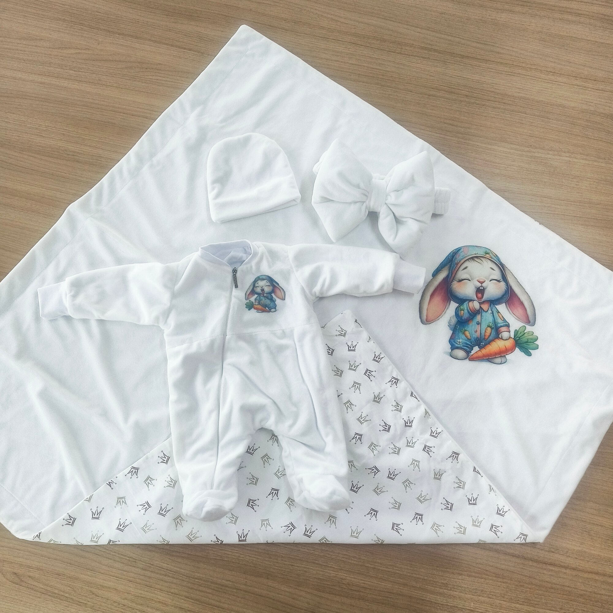 Комплект одежды