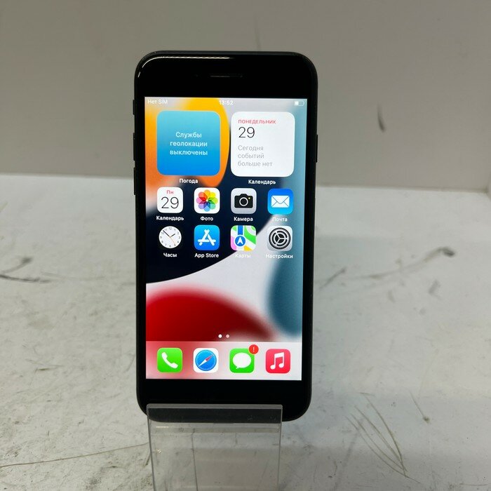 Смартфон Apple iPhone 7 2/32 Черный