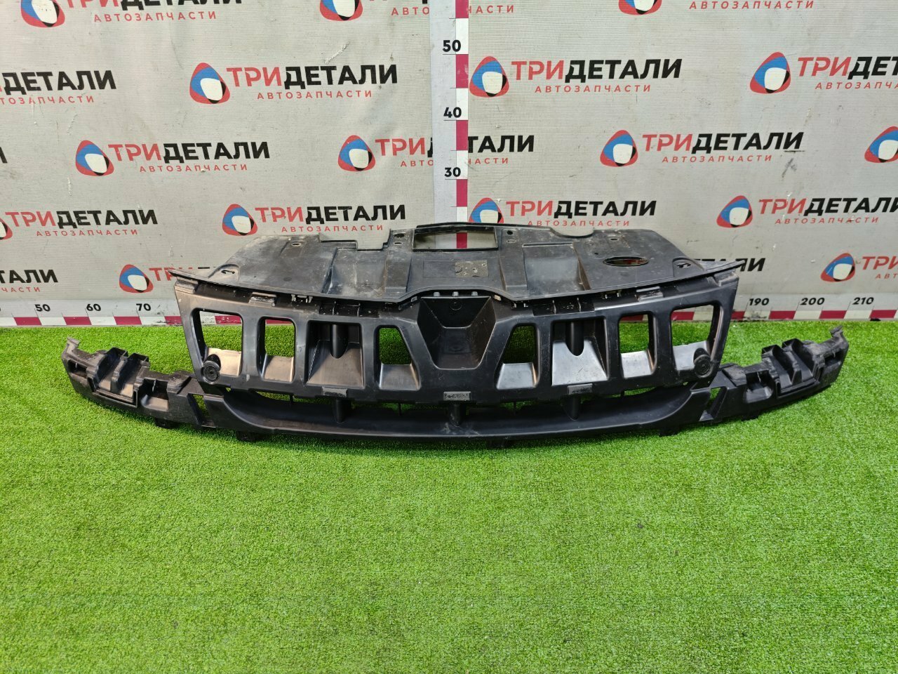 Усилитель бампера Renault Megane 1.5 K9KF830 2009 перед. (б/у)