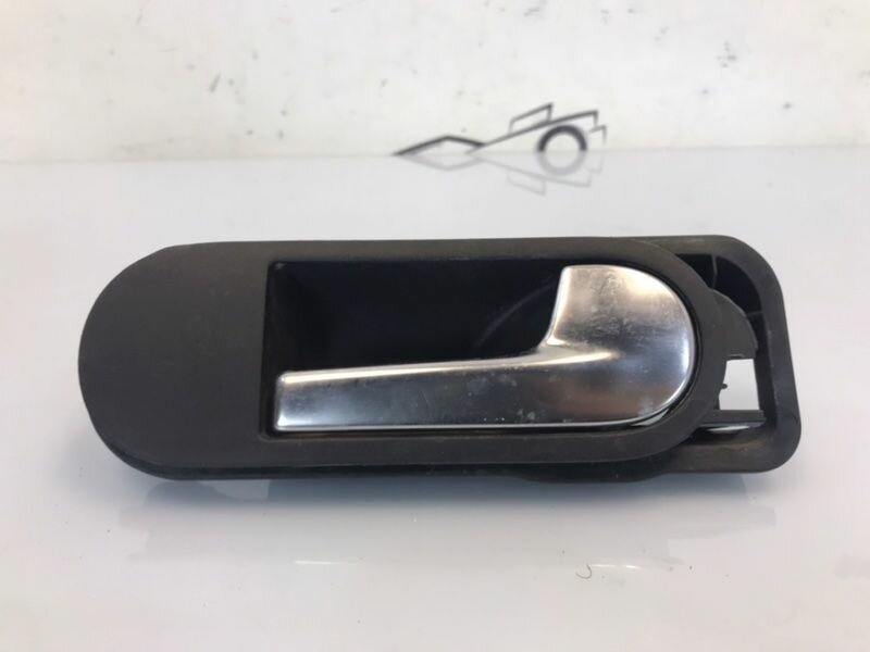 Ручка двери внутренняя Volkswagen Golf Plus 2012 5M0837114UAQ 5M1 BSE, передняя правая (с пробегом)