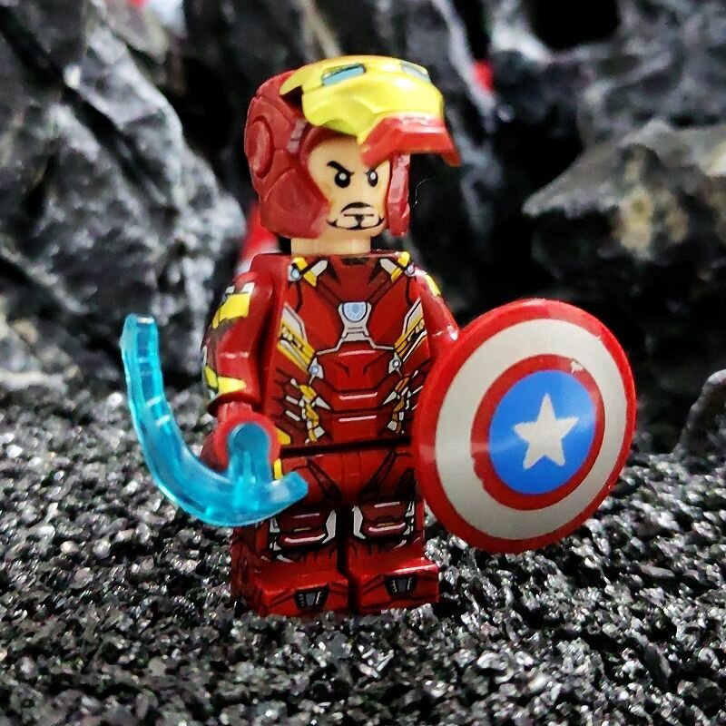 Супергерой Marvel Железный человек/Робот-Патриот