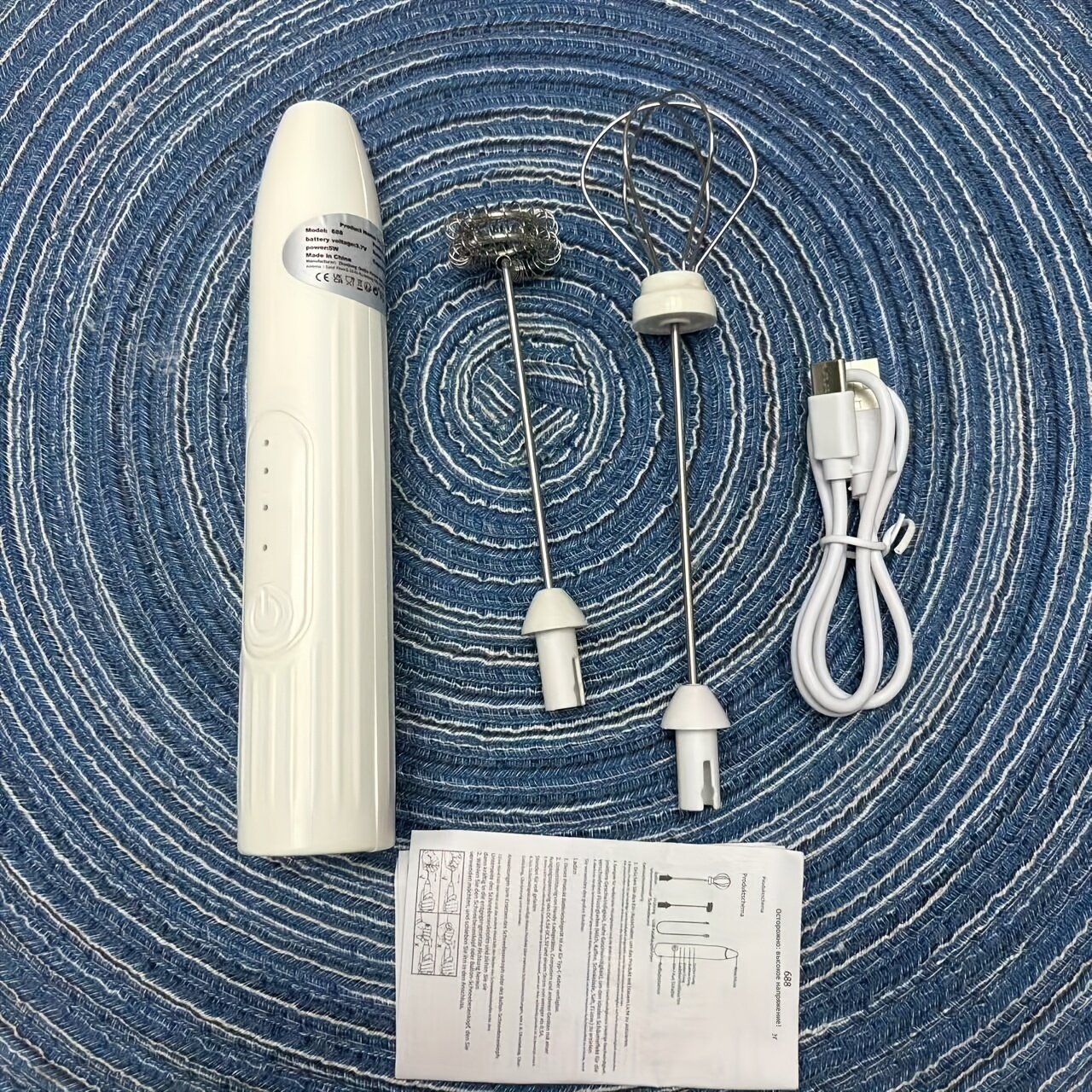Ручной электрический молочный вспениватель с USB-зарядкой, нержавеющая сталь, 3 скорости, насадки для молока и яиц, белый