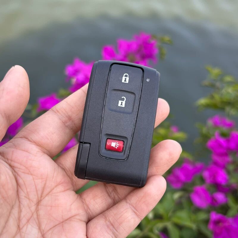 Оригинальный заменяющий брелок для Toyota Prius 2004-2009 с 2+1 кнопками, логотипом и батареей Panasonic CR2032