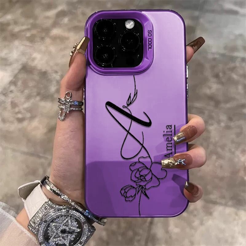 Чехол на Aйфон 16 Про / IPHONE 16 PRO с дизайном Буква и цветок, силиконовый антиударный
