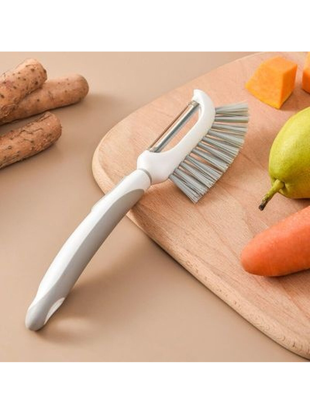 Кухонная щетка-чистка IMAKARA с лезвием для овощей и фруктов — белая ручка, серая щетина, нержавеющая сталь