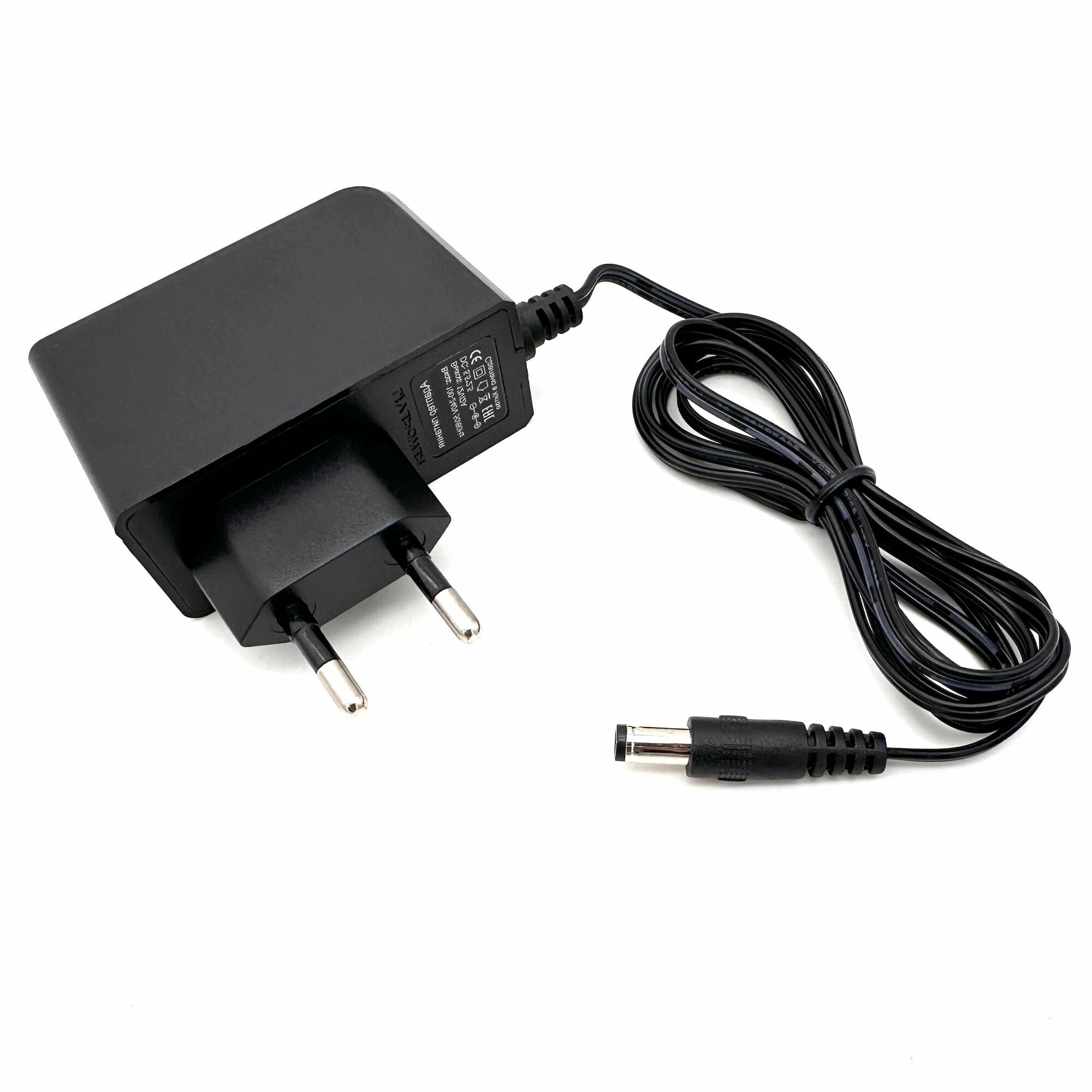 Блок питания, сетевой адаптер 12В 1А (12V / 1A), штекер 5,5х2,1мм,