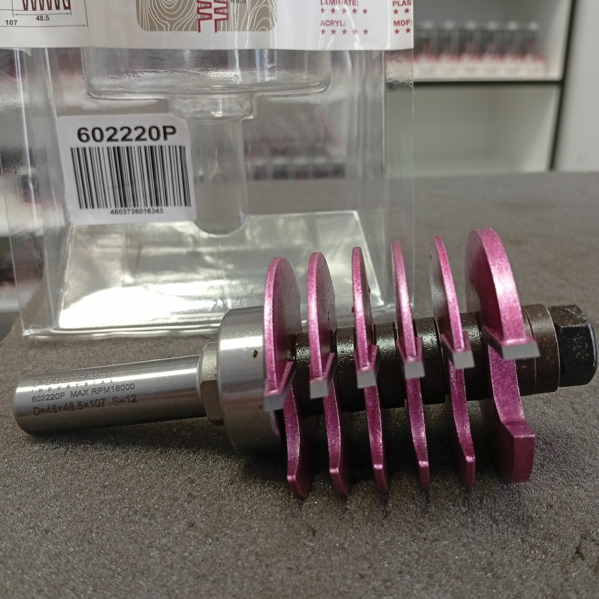 Фреза "Шиповое сращивание" верхний подшипник Z 2 D 48x12-48x99 S 12 PROCUT