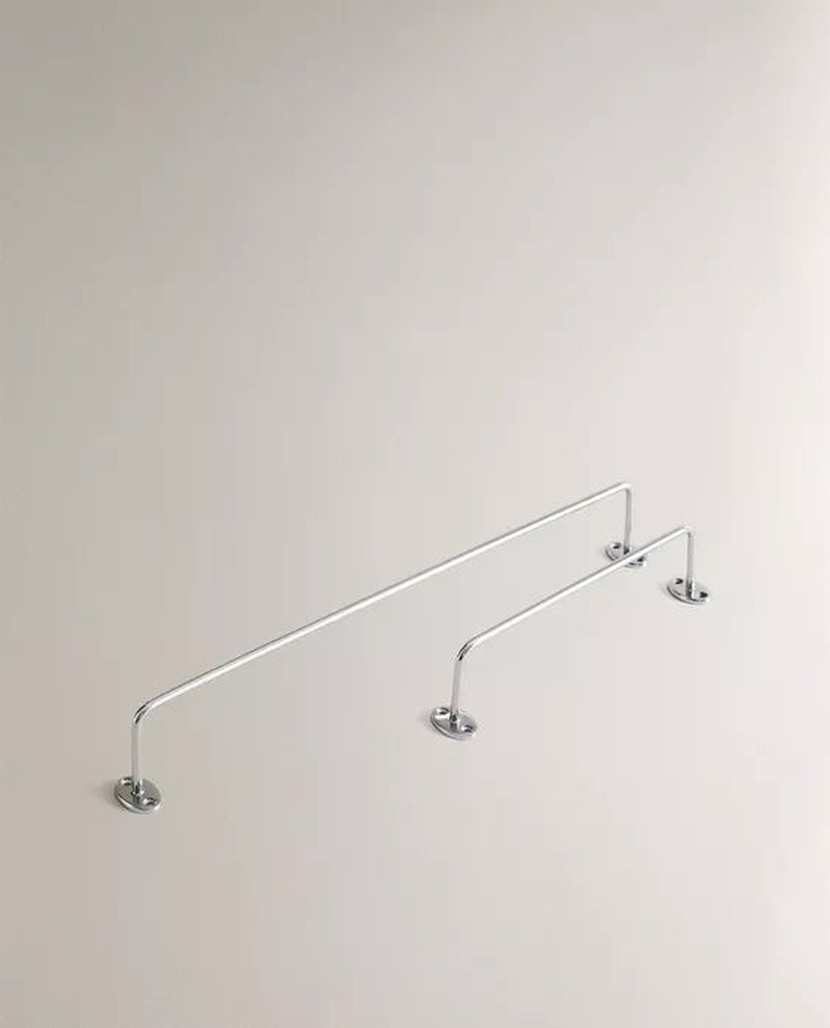 Вешалка для полотенец ZARA HOME 5537/517/808 - металлическая, 1 шт, 3.5 х 42 х 6 см, цвет серебряный