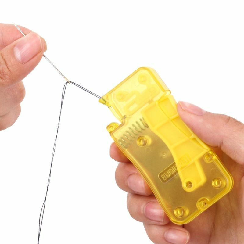 Нитковдеватель желтый автоматический с крючком для ручной иглы, мулине, швейной иголки, 1 штука