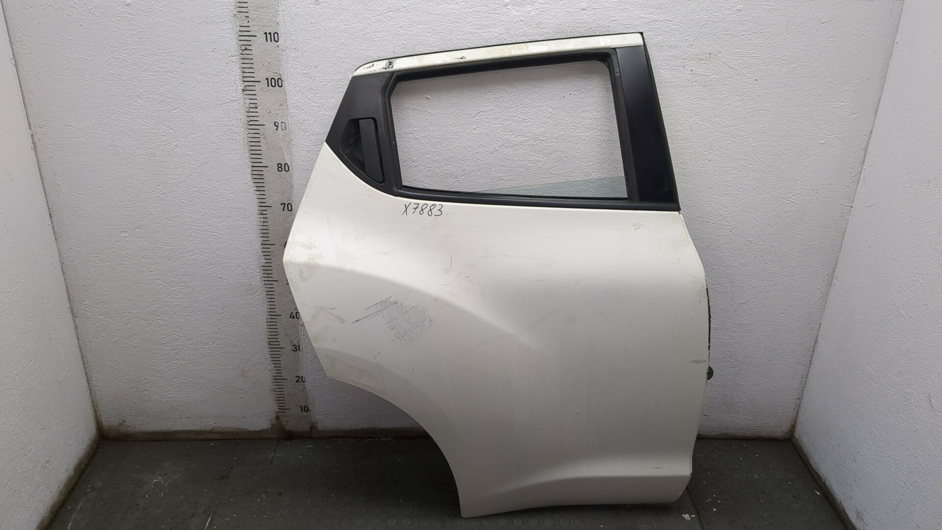 Дверь боковая (легковая) правая задняя Nissan Juke Б/У