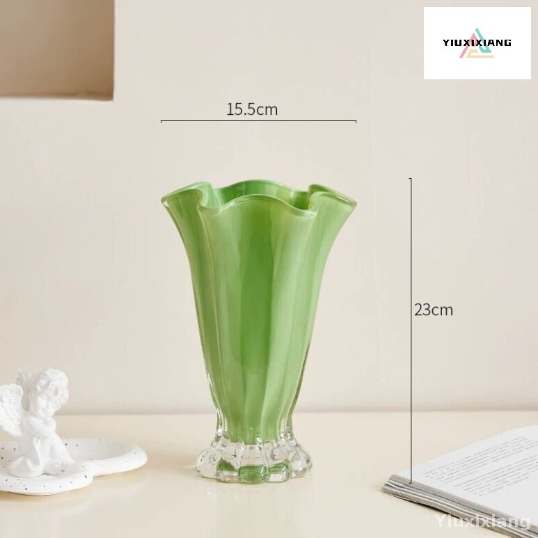 Ретро ваза из стекла 23 см с премиум эстетикой и высокой ценностью