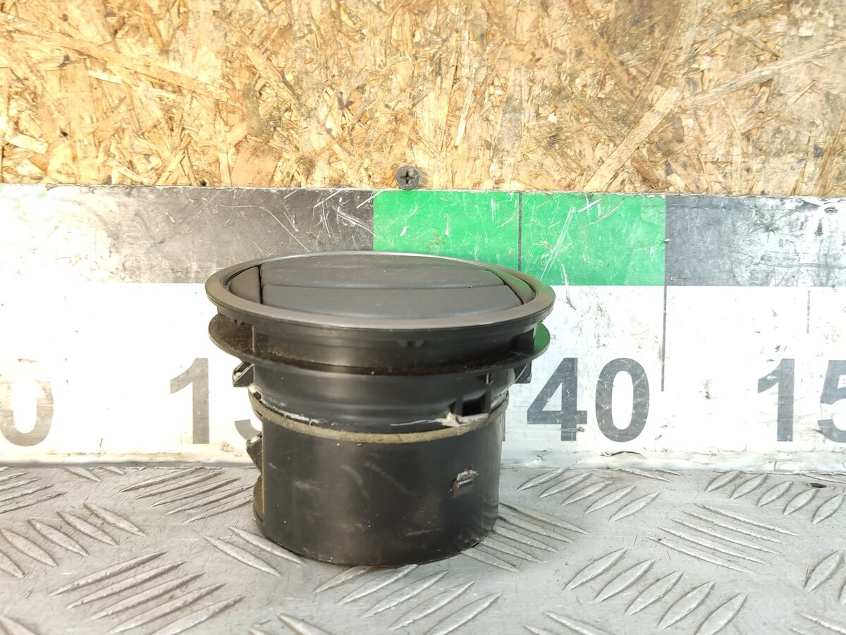 Дефлектор воздушный MAZDA 6 GG GJ6A64730C22