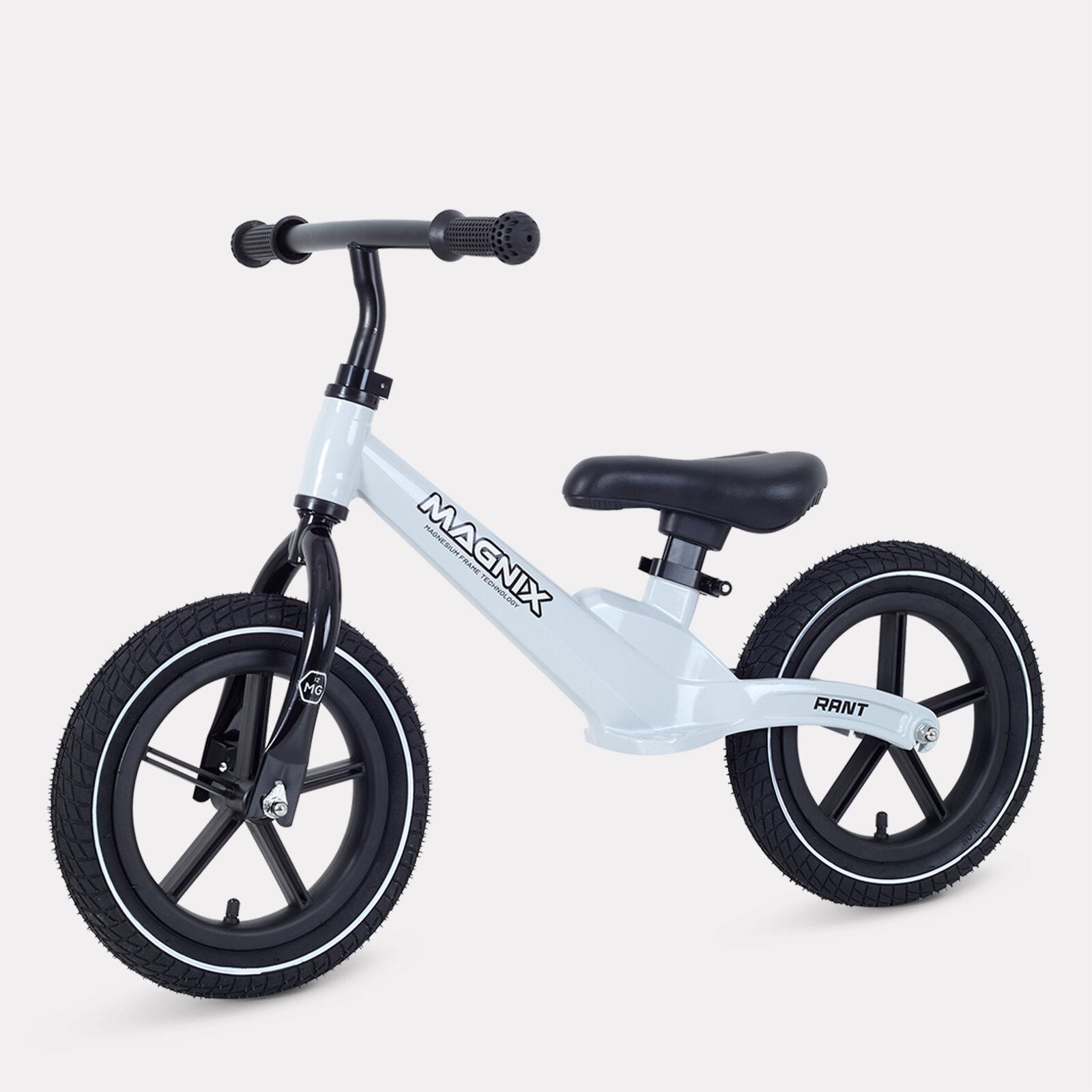 Беговел для детей с надувными колесами регулируемый Rant MAGNIX, Grey