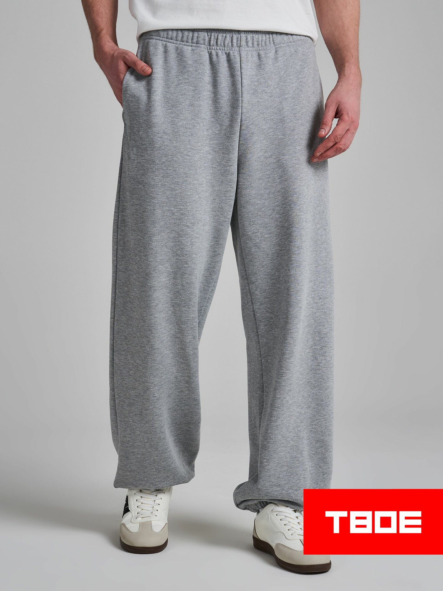 Брюки спортивные