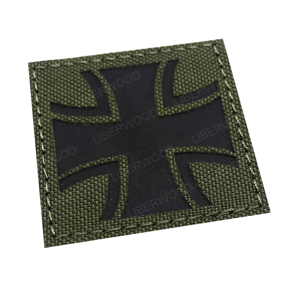 Нашивка Iron Cross, LIBERWOOD, цвет: A reflective green