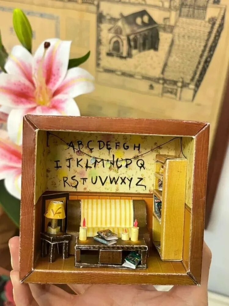 Очень странные дела DIY MINI House — фото 1