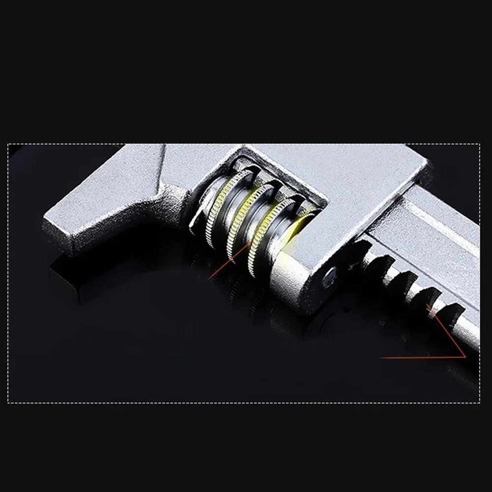 Прямоугольный разводной ключ 63 мм черного цвета для ремонта труб