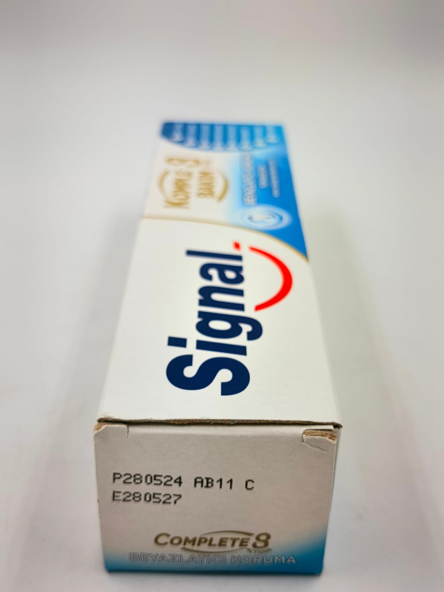 Зубная паста Signal Komple Bakim 8 с отбеливающим эффектом, с фторидом и цитратом цинка, 75 мл
