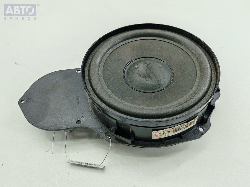 Динамик двери передней правой Volkswagen Passat B6