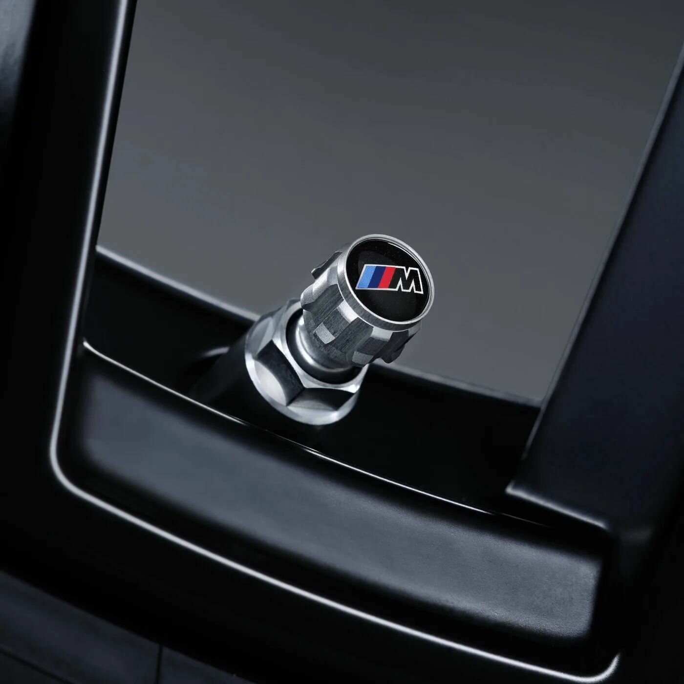 Колпачки BMW с логотипом ///M на ниппеля колесного диска , 36105B5C8E5