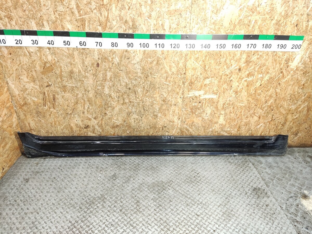 Накладка порога наружняя правая NISSAN Teana j32 76850JN23D