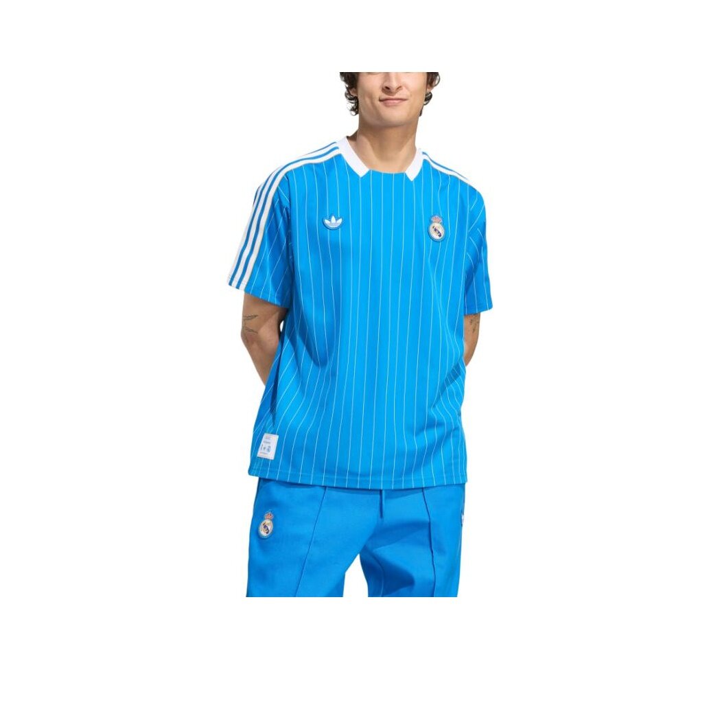 Форма спортивная Real Madrid