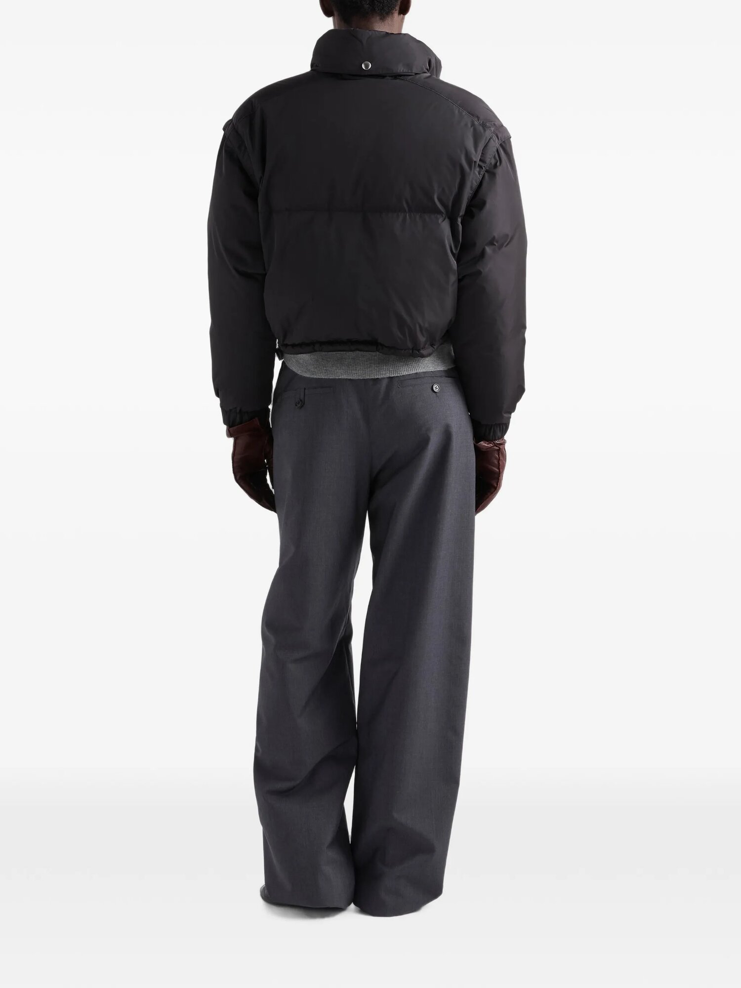 Куртка Prada Lightweight Re-Nylon cropped down jacket, размер 40, черный — фото 1