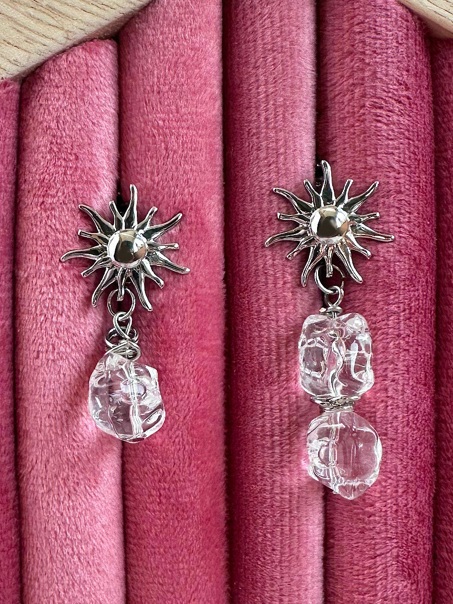 Серьги непарные, с подвесками, акрил