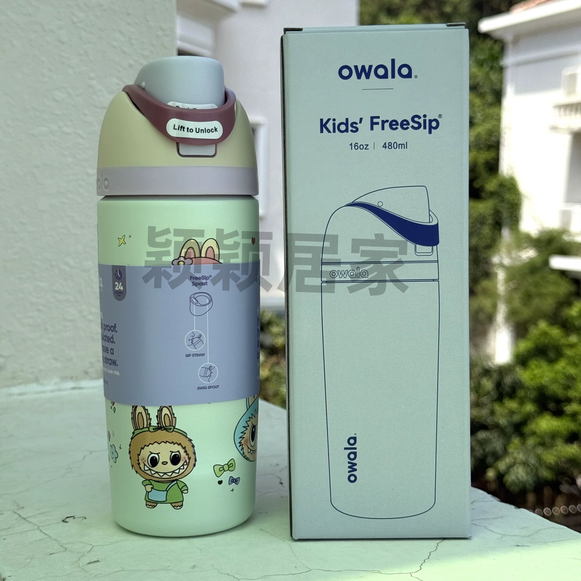 Owala Freesip Kids Нержавеющая Сталь Изолированная Бутылка 16 унций с Строй, Зеленый Лабубу для Детей